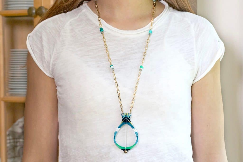 Pear Plastic Teal Blue Black White – Blinks